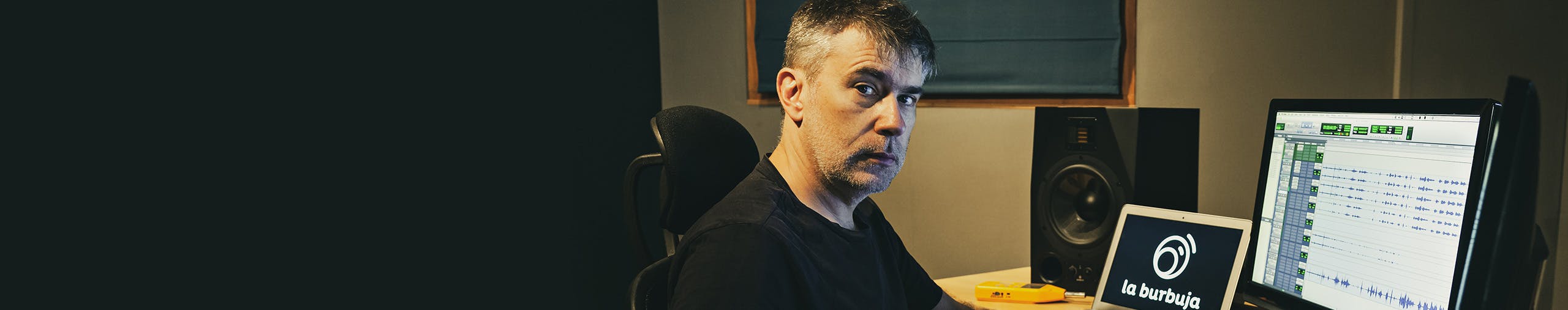 Premium ASMR - Wrapping Paper, Crushing | Royalty Free Sound Effects ...